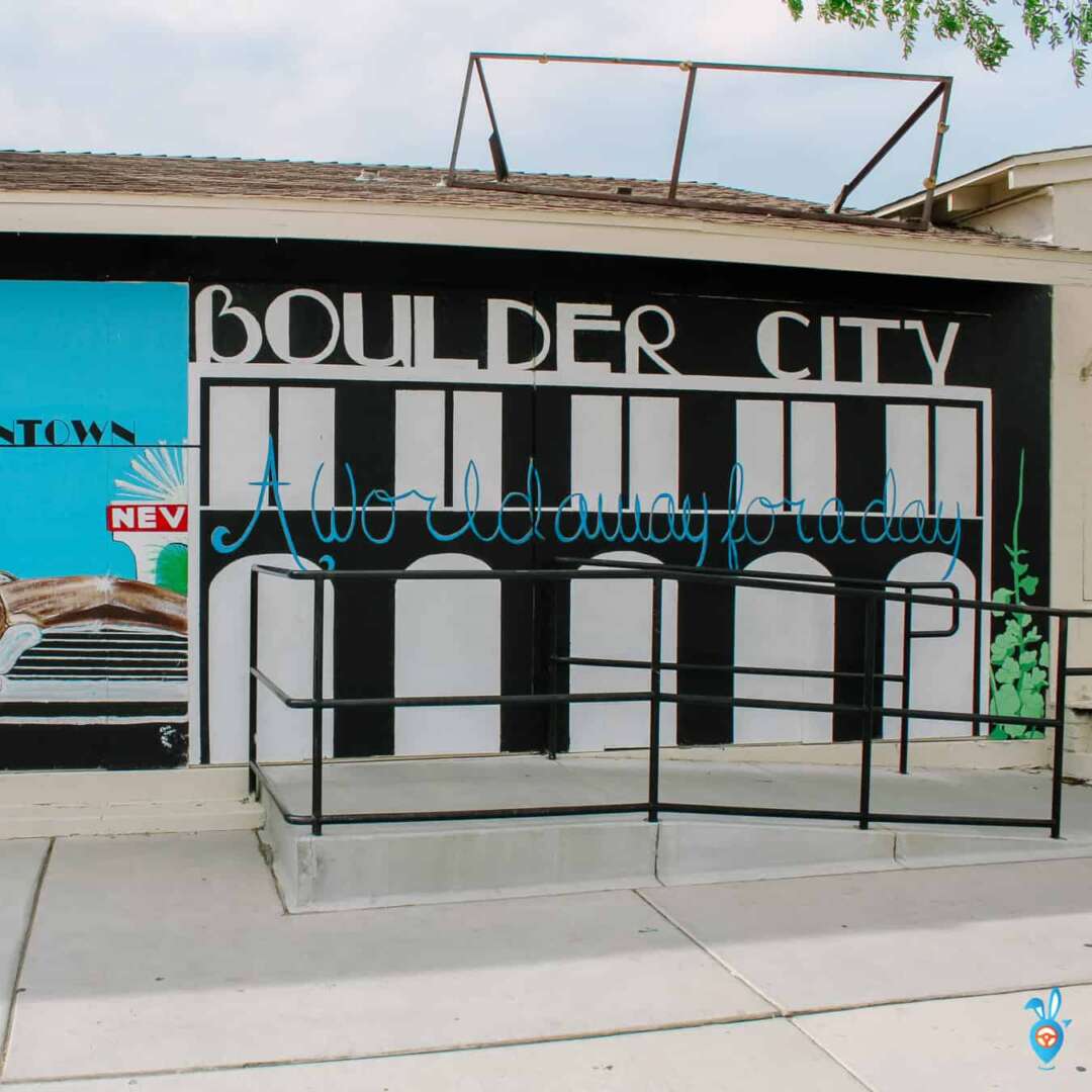 An Epic Las Vegas To Hoover Dam Road Trip: Lake Mead + Boulder City