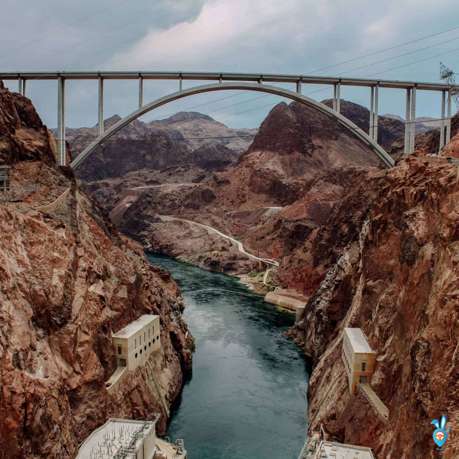 An Epic Las Vegas To Hoover Dam Road Trip: Lake Mead + Boulder City